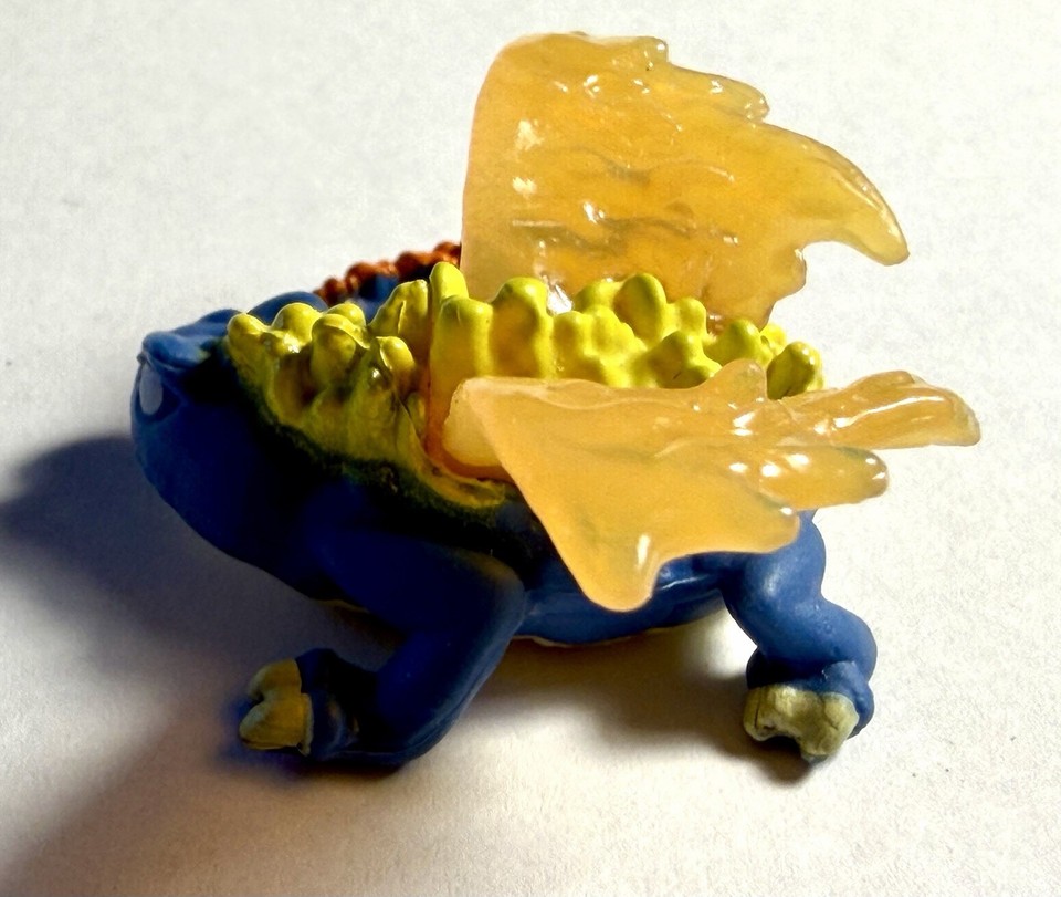 SML blue salamander - mini action figure toy - fire back with shiny ...