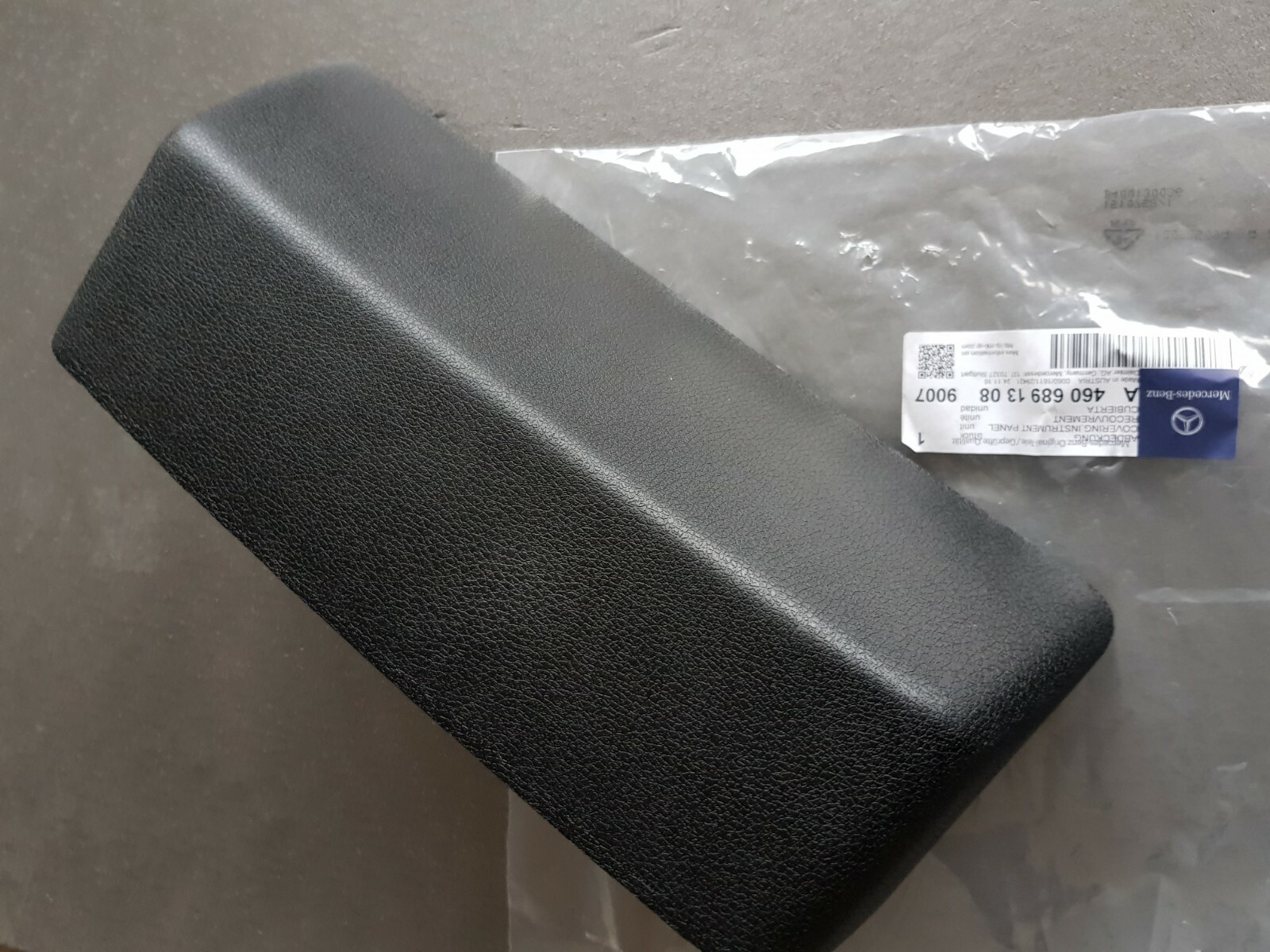 MERCEDES W460 W461 Instrument Cluster Covering A46068913089007 Genuine ...