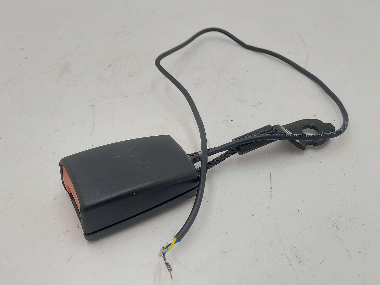 15-21 MERCEDES C63s AMG W205 FRONT LH LEFT SEAT BELT BUCKLE A2058600169 ...