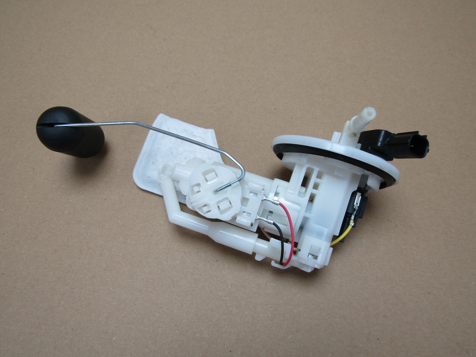 Yamaha YZF-R125 2019 8,111 miles petrol fuel pump (12313) | eBay