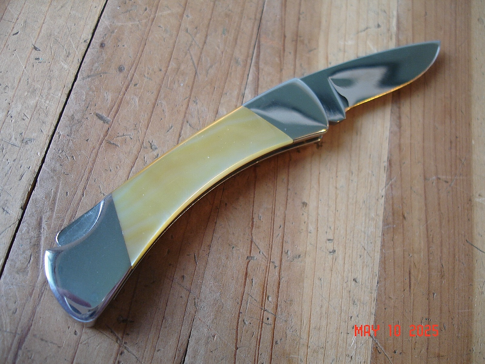 @@ PRE 1986 BUCK KNIFE ULTIMA 1 506 ~ MP 425M BLADE GOLD MOTHER OF ...