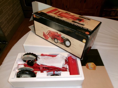 Ford New Holland Farm Toy Precision Series 641 Workmaster 725 Loader | eBay