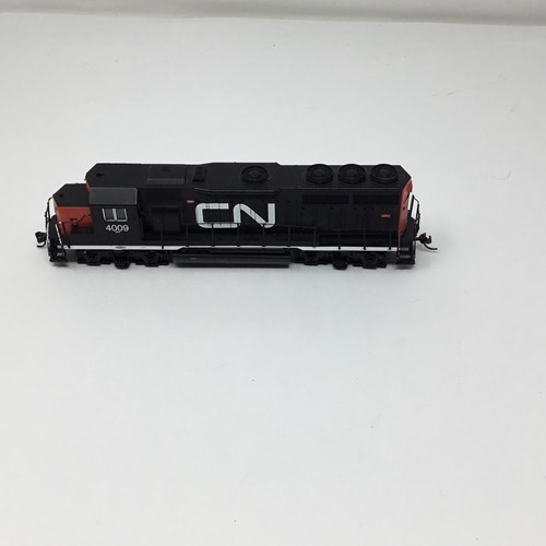 BACHMANN HO Scale CANADIAN NATIONAL (CN ) EMD GP 35 Locomotive | eBay