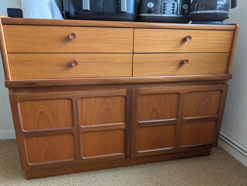 SMALL VINTAGE NATHAN TEAK SIDEBOARD / MEDIA UNIT DELIVERY AVAILABLE ...