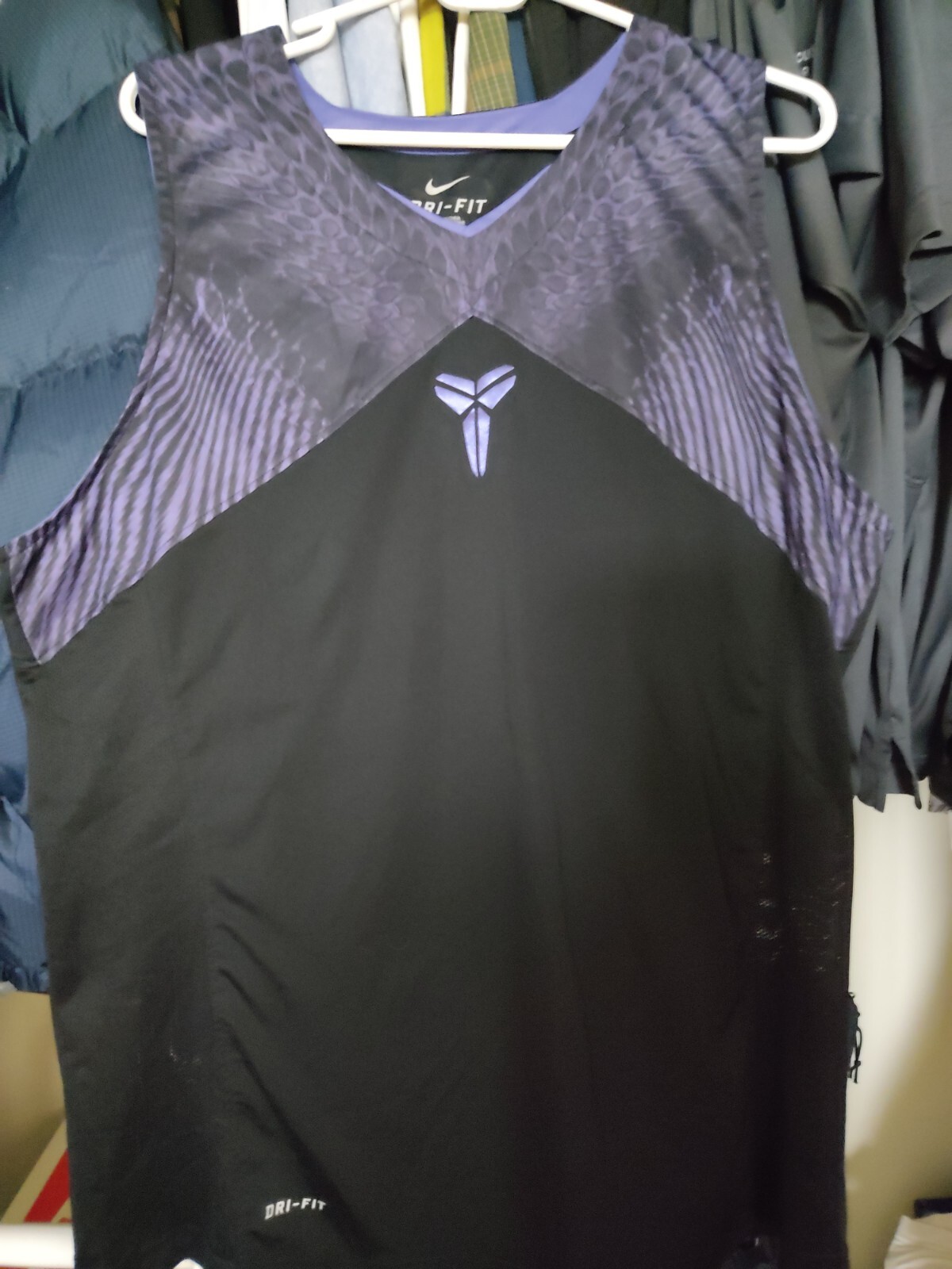 Nike Kobe Bryant black mamba snake skin print hyper … - Gem