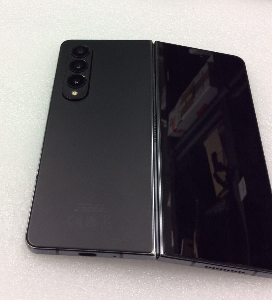 Samsung Galaxy Z Fold4 SM-F936B/DS 256GB Black Unlocked Good Condition ...