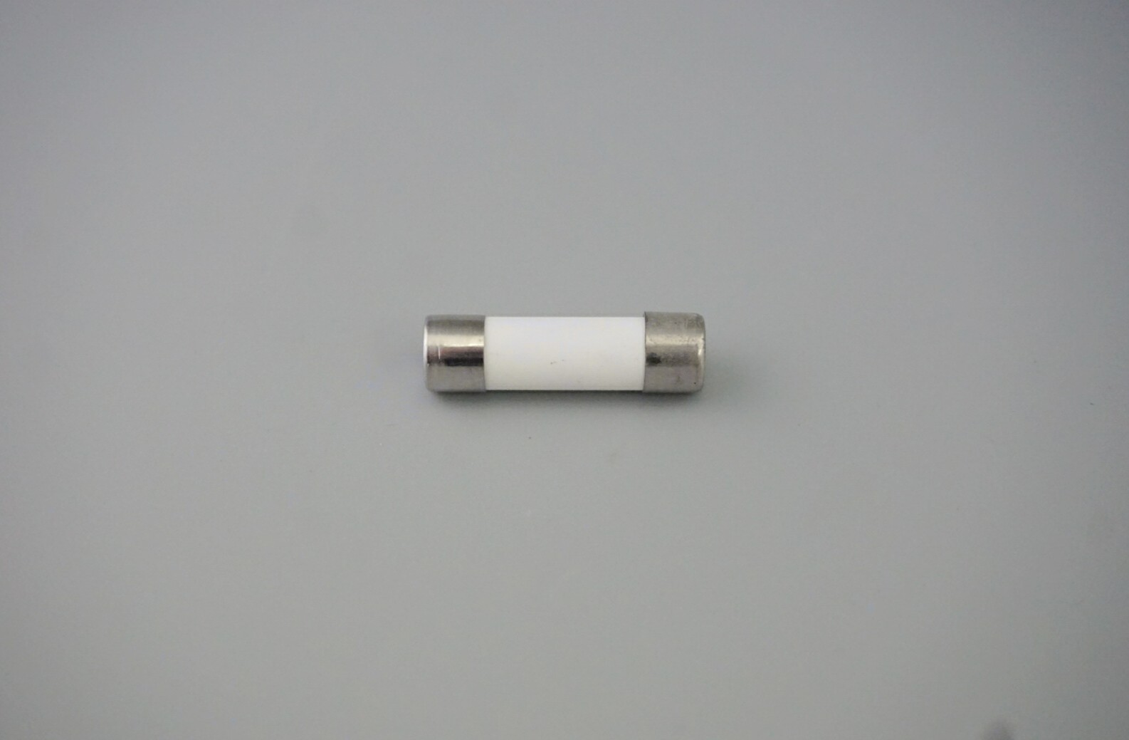 Ceramic Cylindrical Tube Fuse Rt19 am1 500V (1A,2A,3A,4A) 8.5x31.5mm ...