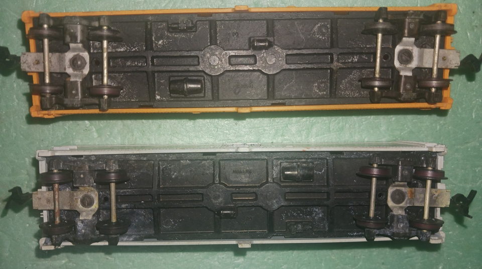 LOT OF 2 HO SCALE 40' REEFERS; ARMOUR; KRAFT LO10 | eBay