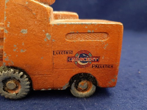 Crescent Toys Electric Palletier Cast Aluminum Front Pallet Loader RARE ...