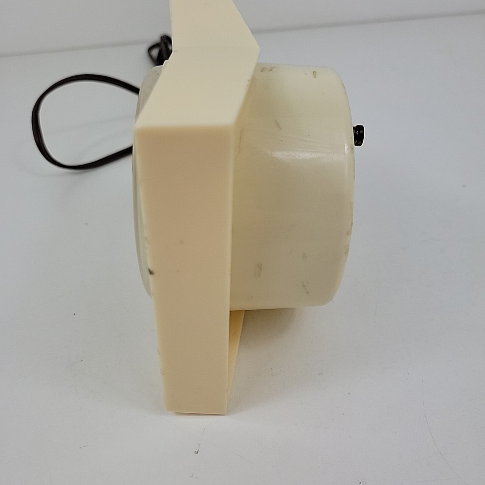 Vintage Westclox Town Crier Alarm Beige Clock | eBay