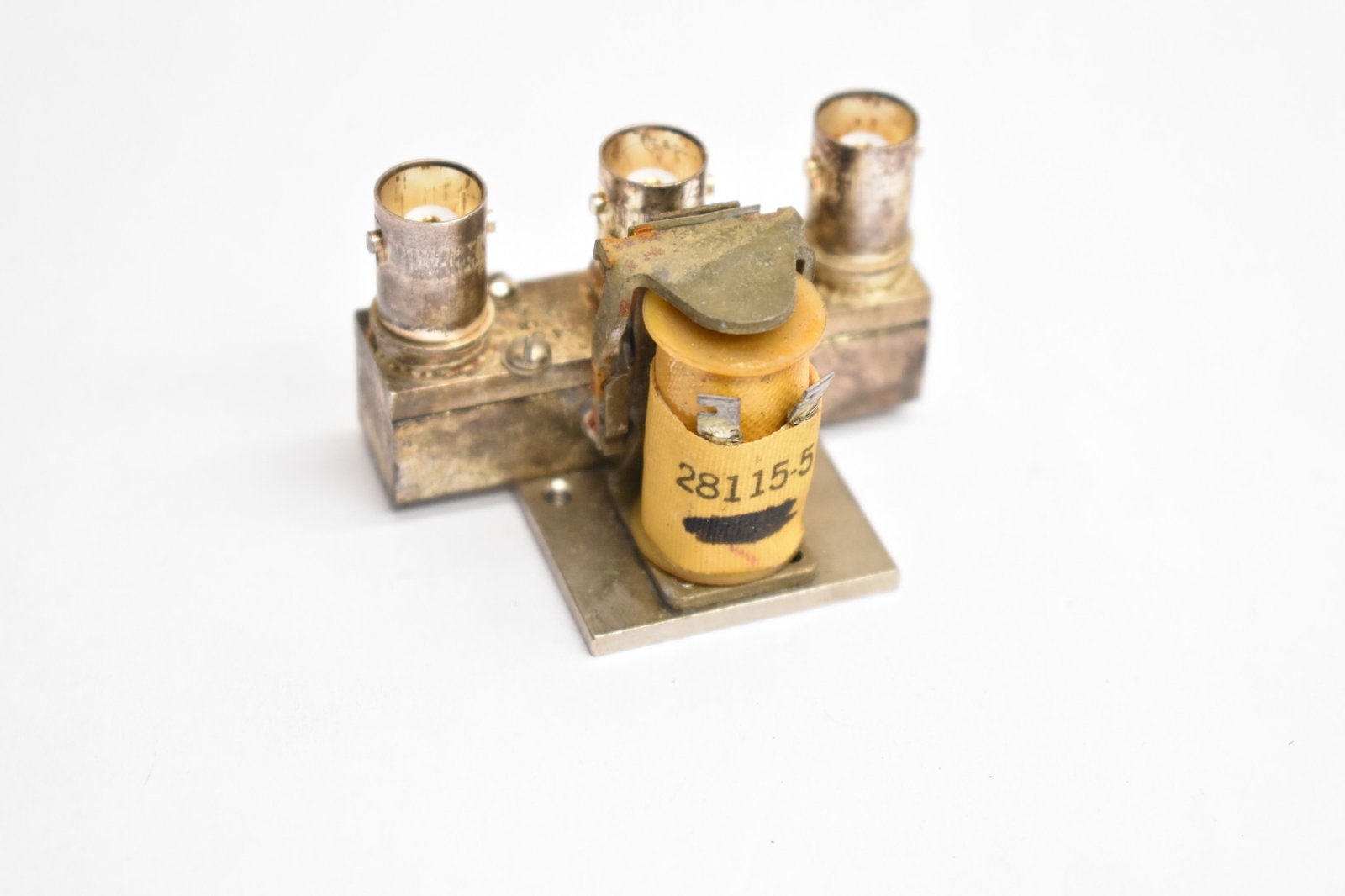 Amphenol 318-10407-3 SPDT RF Coaxial Relay - BNC Connectors - Old Stock ...