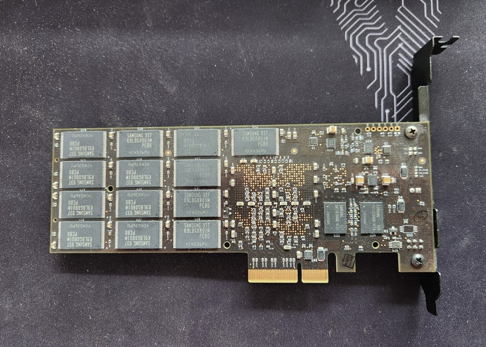 Fusion-io ioXtreme 80GB PCI-Express PCIe SSD MLC Flash Drive Solid ...