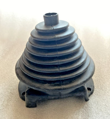 MAHINDRA 4500 5500 6000 TRACTOR GEAR SHIFTER RUBBER BOOT 000031173B12 (OEM) | eBay