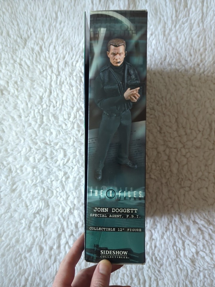 Sideshow Collectibles Exclusive The X Files (2) John Doggett (1) Frank ...