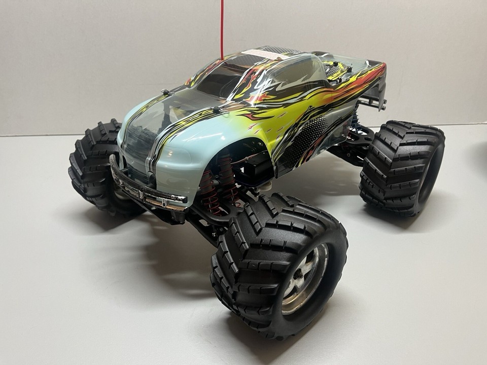 Traxxas Nitro T-Maxx with rare vintage prographix body RTR | eBay
