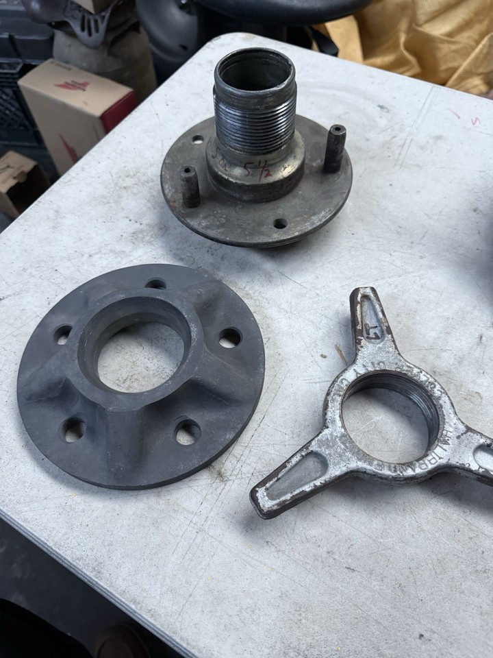 Halibrand Indy Roadster Knock Offs Culver City 5 Pin Real Pin Drive ...