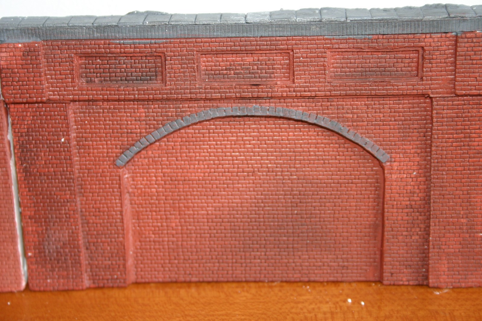 5 X Detailed Model Railway Brick Red Retaining Wall For HO/ OO New ...