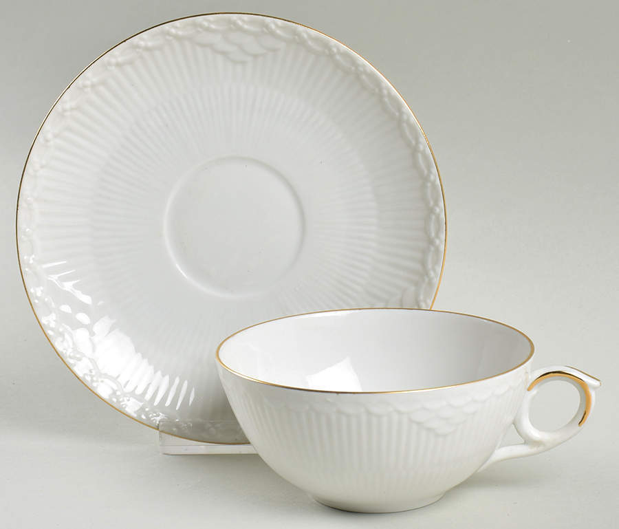 Royal Copenhagen Gold Fan Cup & Saucer 7073899 | eBay