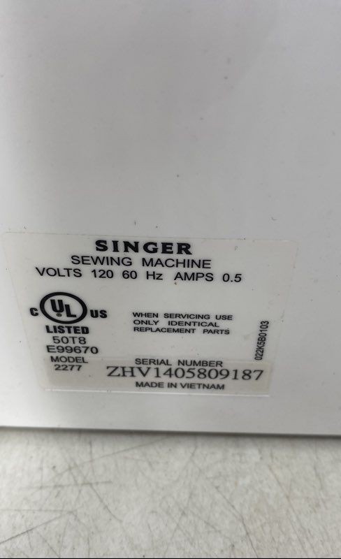 Singer 2277 Tradition Adjustable Stitch Portable Sewing Machine w/ Foot ...