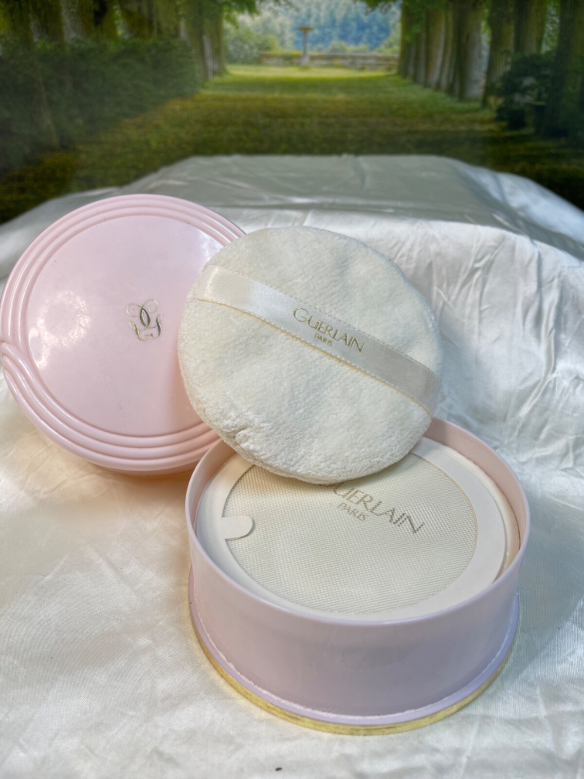 Shalimar 4 oz Bath Powder by Guerlain | eBay