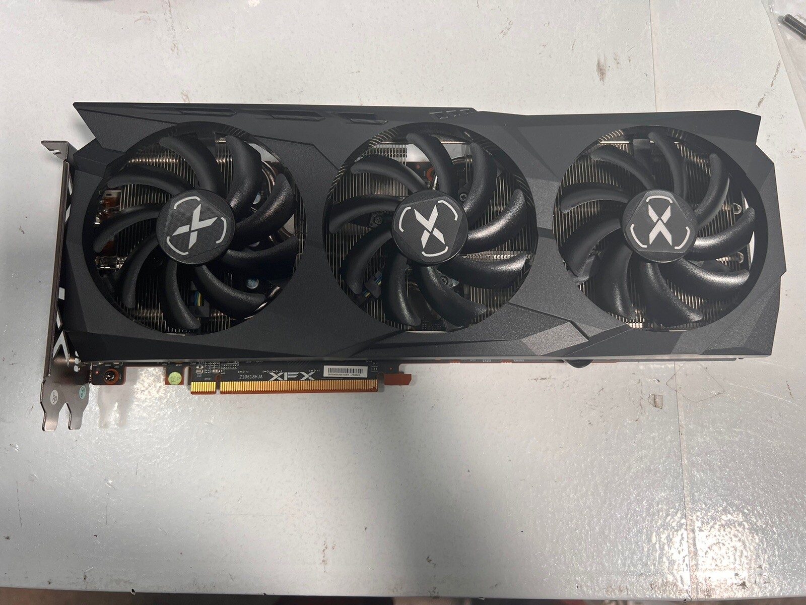 XFX SPEEDSTER SWFT 309 Radeon RX 6700 XT 12GB GDDR6 Graphics Card for ...