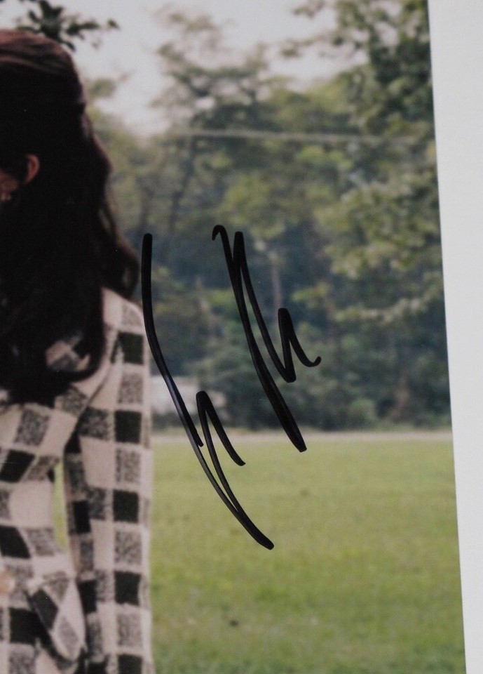 Joaquin Phoenix signed Autographed "WALK THE LINE" 8x10 Photo PROOF a ...