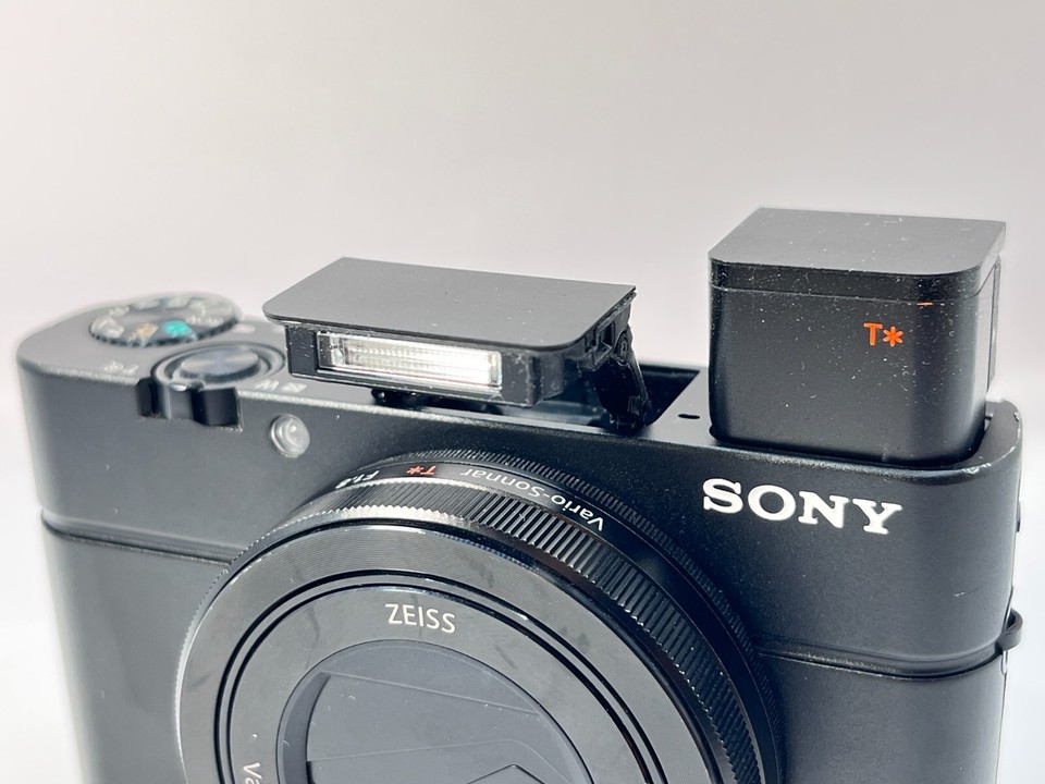 AS-IS Flash failur Sony DSC-RX100 III M3 20.1 MP CyberShot Digital ...