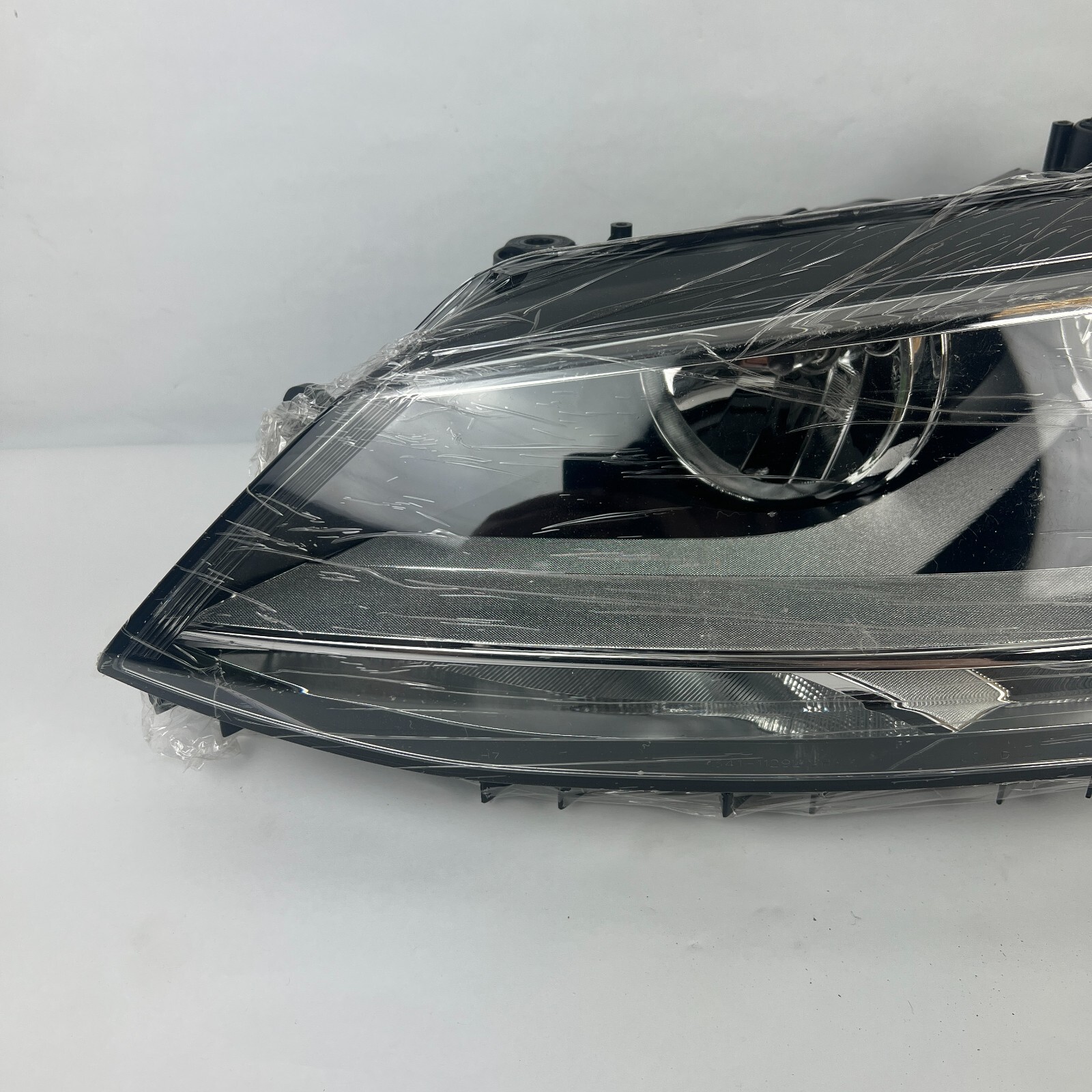 DEPO Left Driver Halogen Headlight Headlamp for 2011 - 2016 Volkswagen ...
