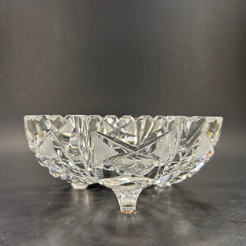 European Cut Crystal Nut Dish with Scalloped Toothed Edge 3 Applied ...