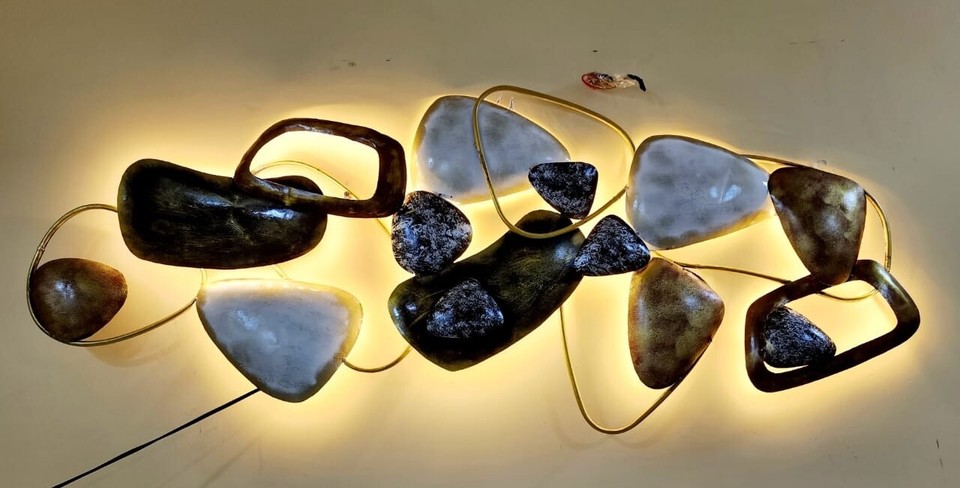Abstract shape Iron Wall decor metal handicraft led light hanging ...