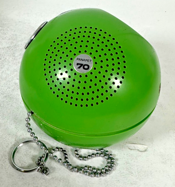Vintage 1969 Panasonic Panapet "Green" R-70 Model BALL Space Age AM ...