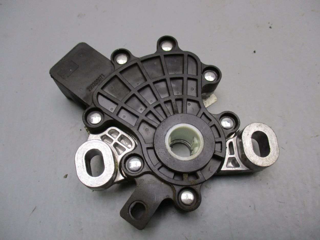 Interruttore Wählhebelschalter di Posizione Hyundai I20 BC3 BI3 42700 ...