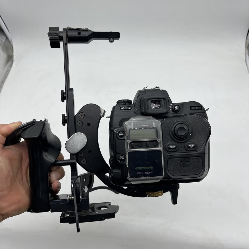 Fujifilm FinePix Series S3 Pro 12.9 MP Digital SLR Camera Black Body ...