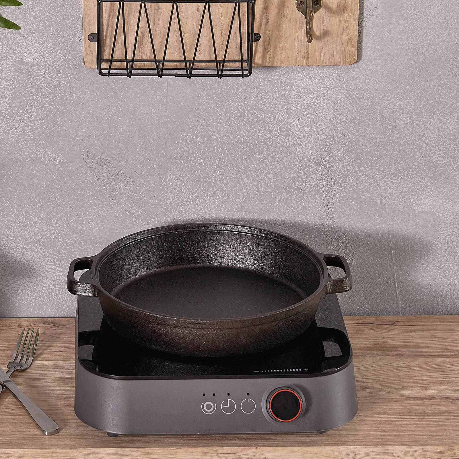 Kitchen Cast Iron Cookware Steak Frying Grill Pan Baking Pot Pizza Pan ...