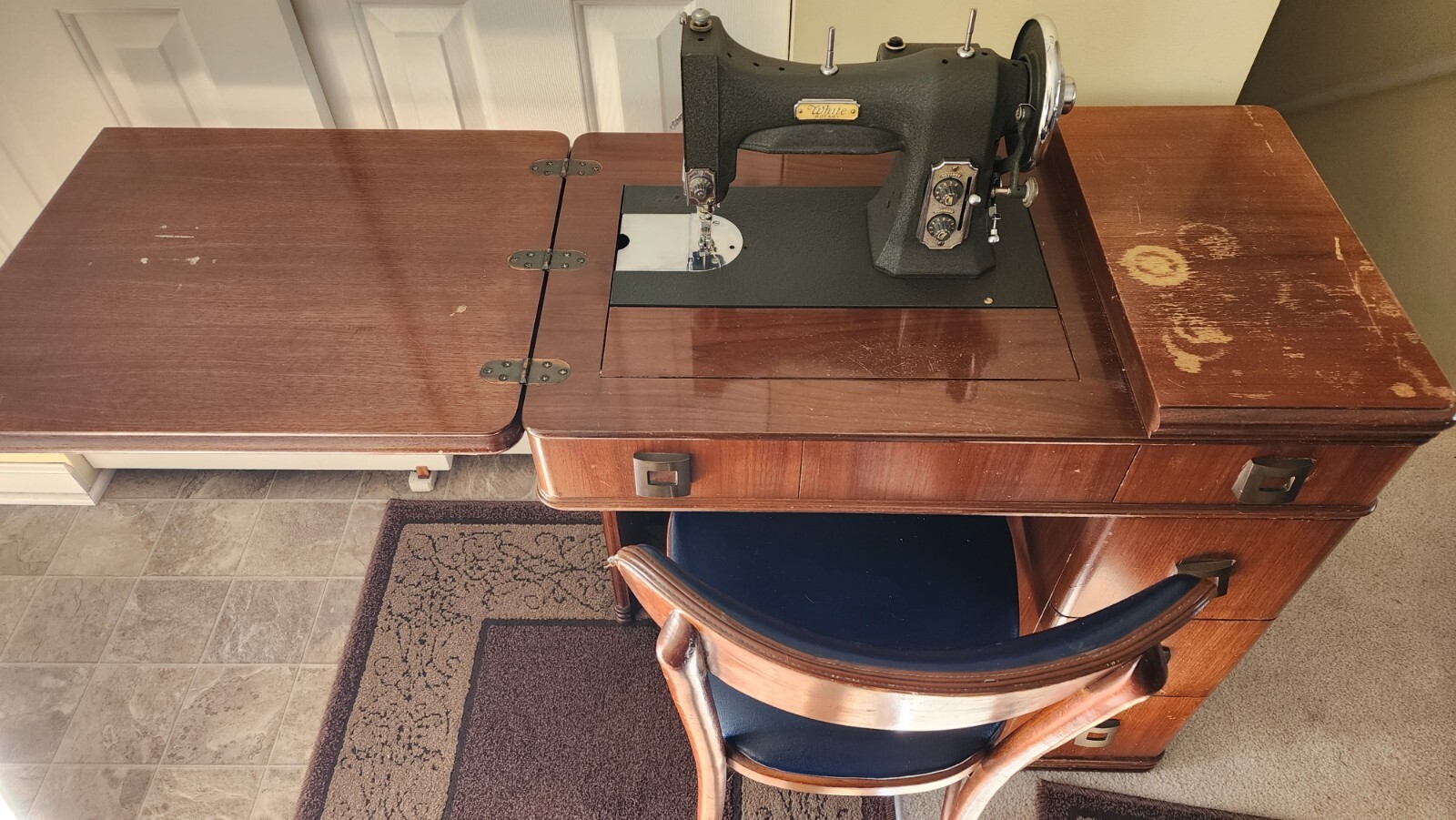 White rotary sewing machine series 77 in cabinet 1894-1903 vintage In ...