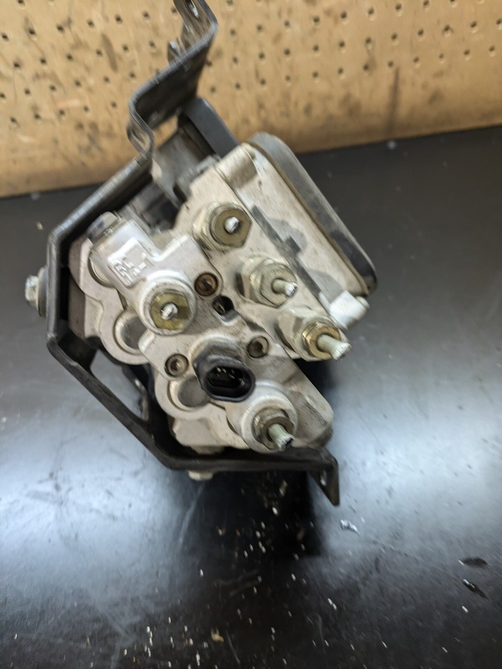 97 1997 Chevy Blazer S10 ABS Pump Anti Lock Brake Module Assembly Part ...