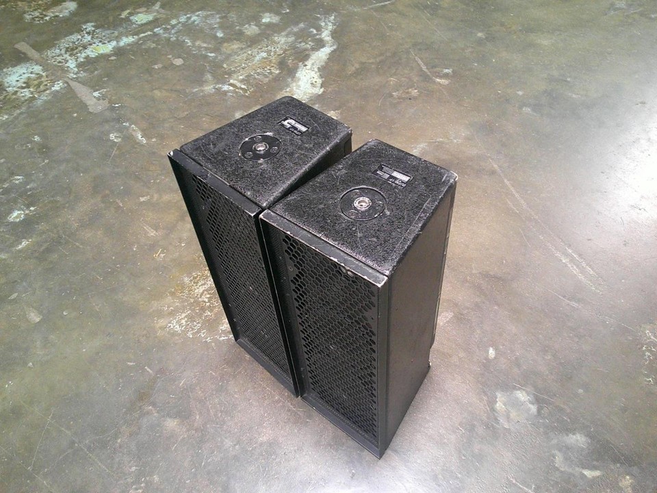Lot of 2 Meyer UPM-1P Ultra-Compact Wide Coverage Active PA Loudspeaker ...