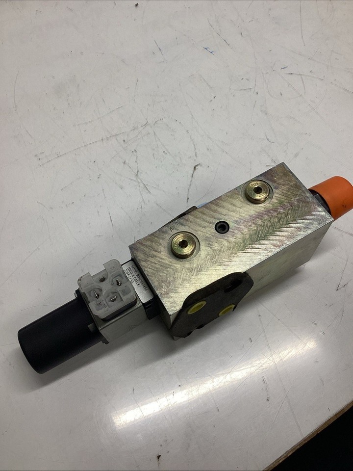Bosch Rexroth R900054854 HED 8 OH 12/200 K14 AS Hydraulic Pressure ...