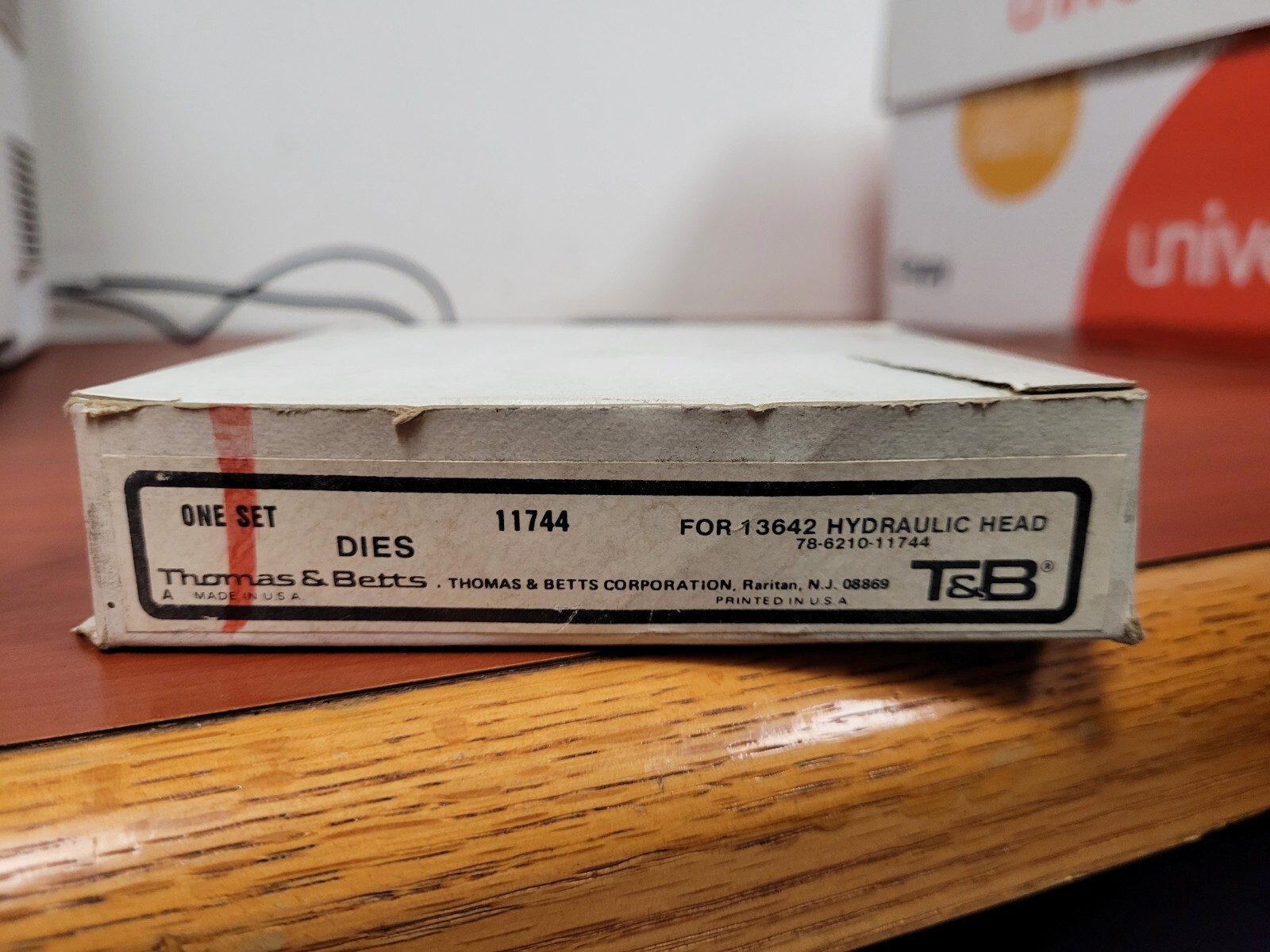 Thomas & Betts T&b 11744 76h Blue 12 Ton Press Die for 13642m 13400 for ...