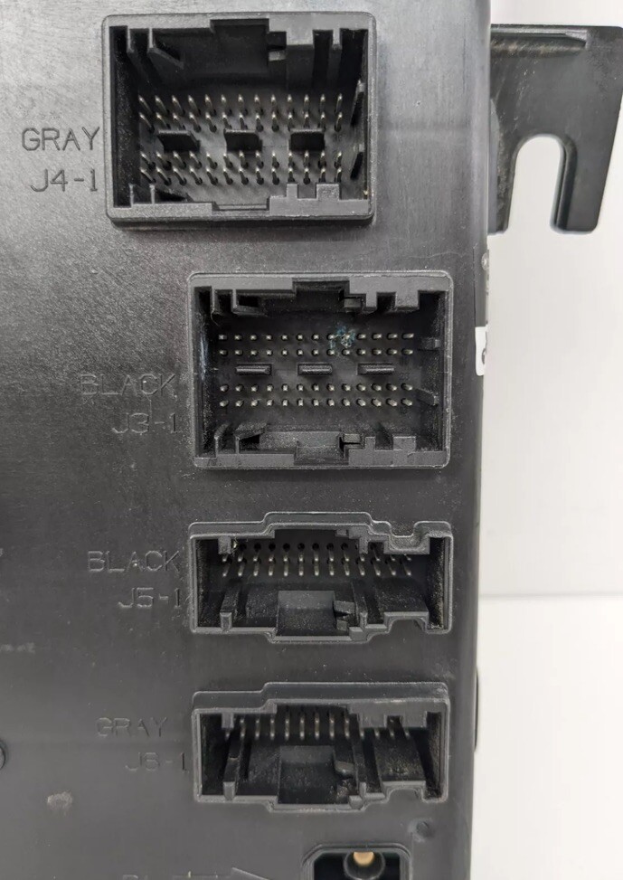 2007-08 FORD MUSTANG FUSE RELAY BOX BODY CONTROL MODULE BCM UNIT 7R3T ...