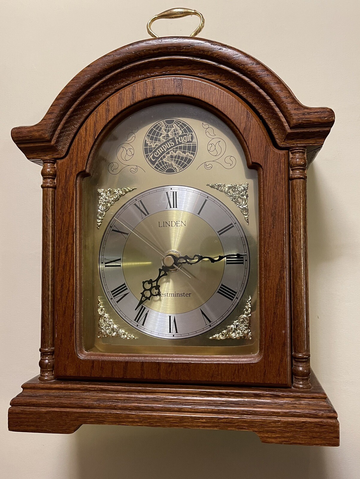 Linden Clock Co. Mantle Clock Oak Wood Quartz Tempus Fugit | eBay