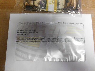 2-JOKER Dark knight screen used burnt money Copy of CoA Batman Replica ...