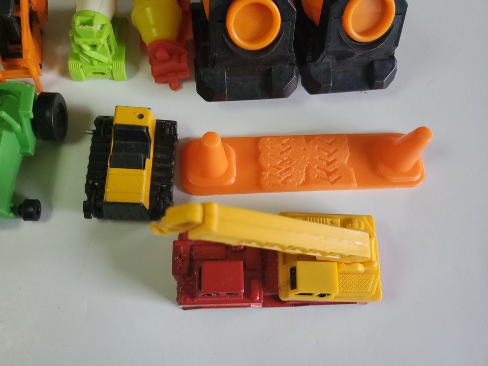Vintage Junkyard Lot Toy Car Parts Unbranded Parts and Repair ...