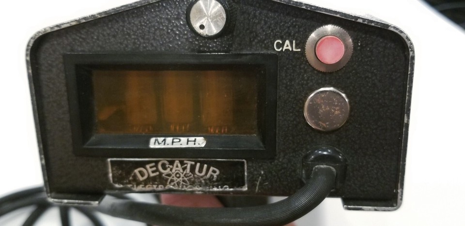 VINTAGE - DECATUR - POLICE RADAR RA GUN - Model 100 W/ Case ...