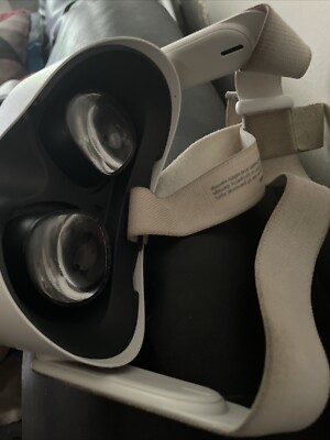 Meta Oculus Quest 2 128GB Virtual Reality Headset - White (OCQ128B) | eBay