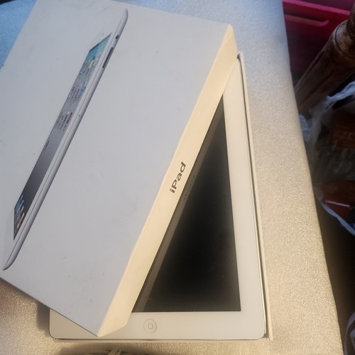 Apple iPad 2 Model-A1395 - Black - 32GB | eBay