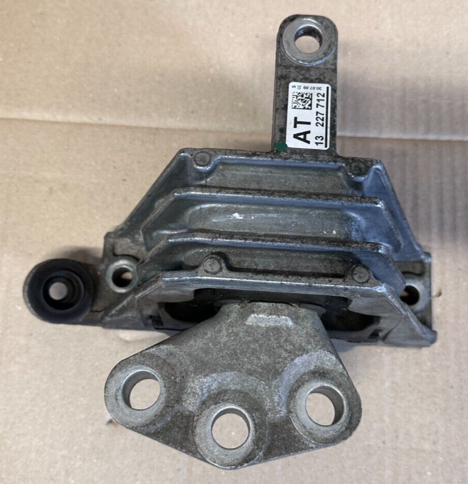 Vauxhall Insignia 1.8 Petrol 2009 Engine Mount 13227712 for sale online ...