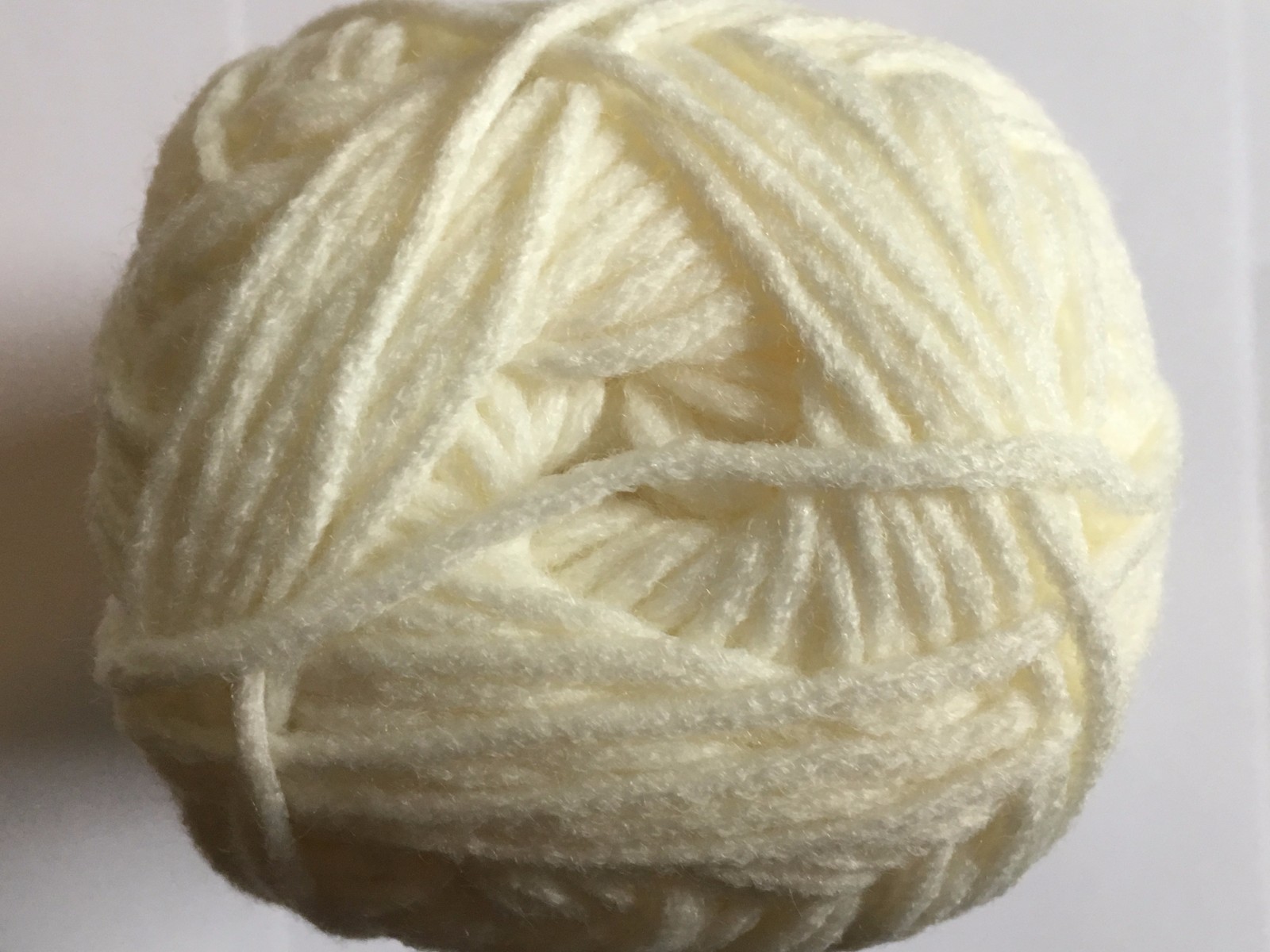 Crystal Palace Yarns Cuddles DK #0101 "Snow White" Machine Wash ...