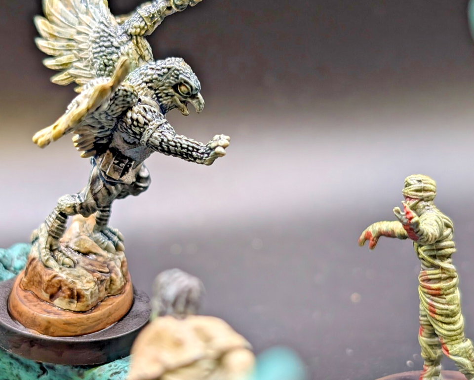 Well Painted Bird Man Righteous Paladin/Cleric/Fighter dnd fantasy ...