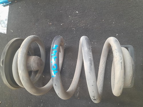 HOLDEN COMMODORE REAR COIL SPRING VY1-VZ, WAGON, 10/02-12/06 02 03 04 ...